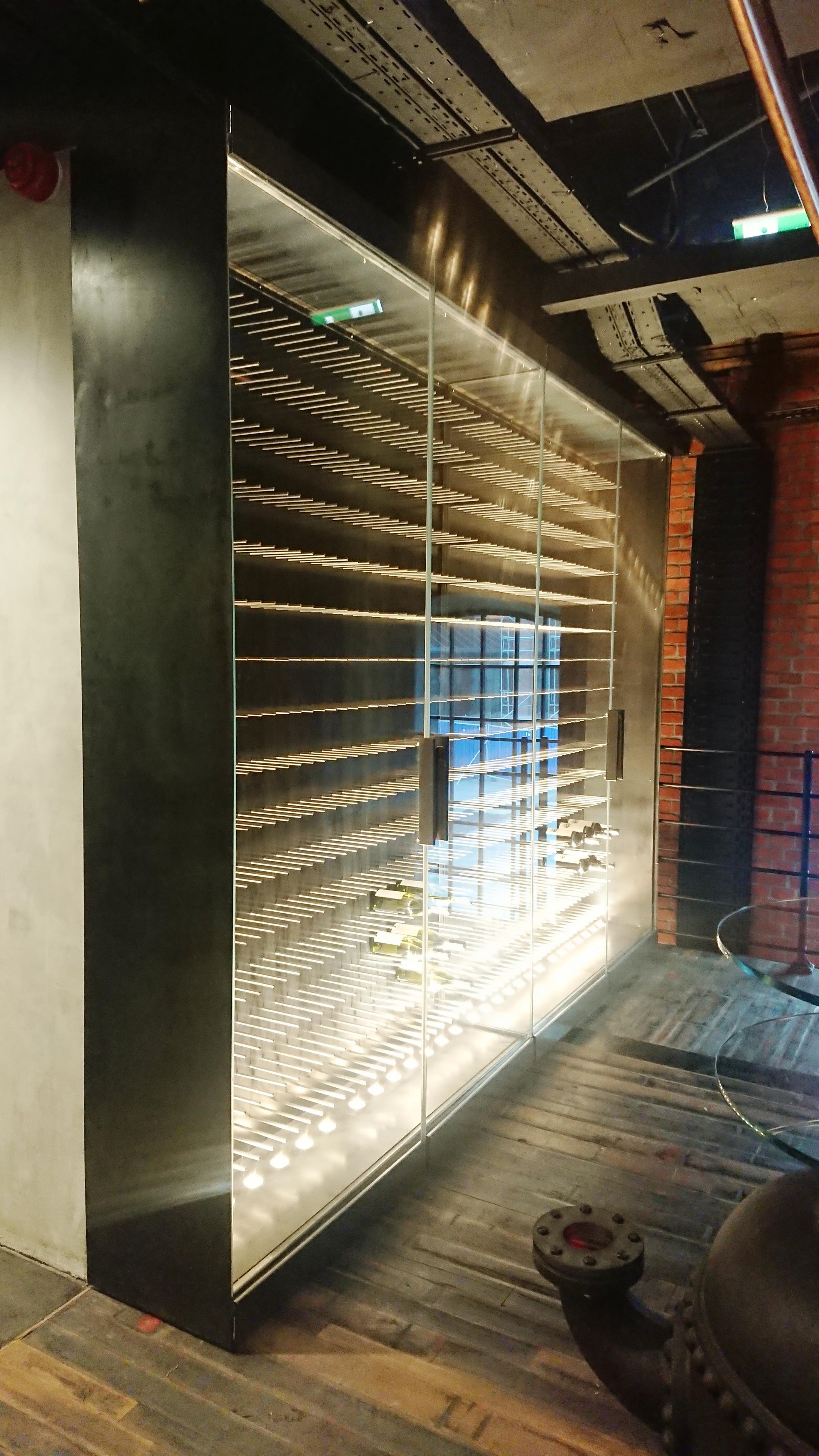 Witryny szklane na alkohol - Glass Decorator Warszawa